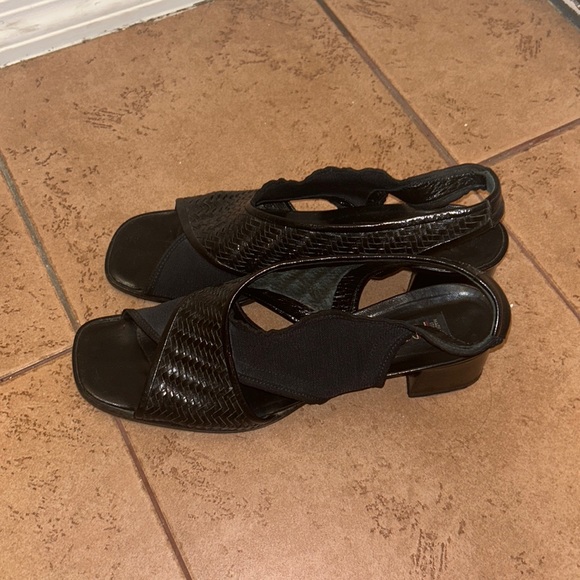 Prevata | Shoes | Vintage Italian Square Toe Sandal Black Woven Leather ...